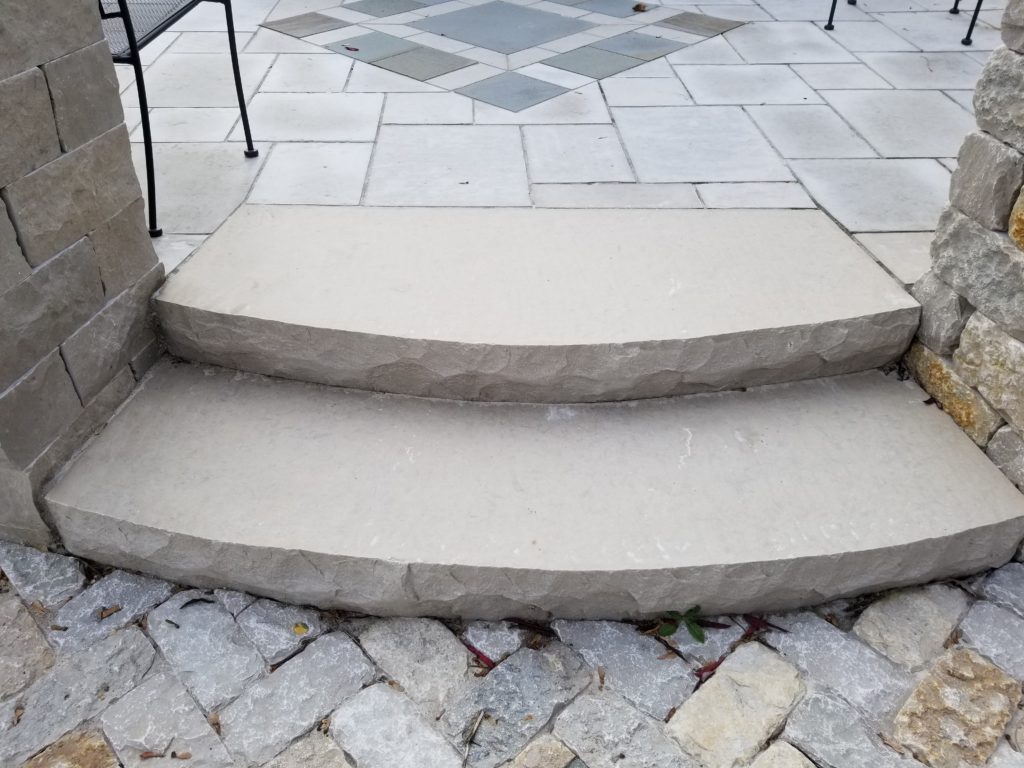 Lannon Rockface Steps - Thermal Top - Monacelli Stone Company
